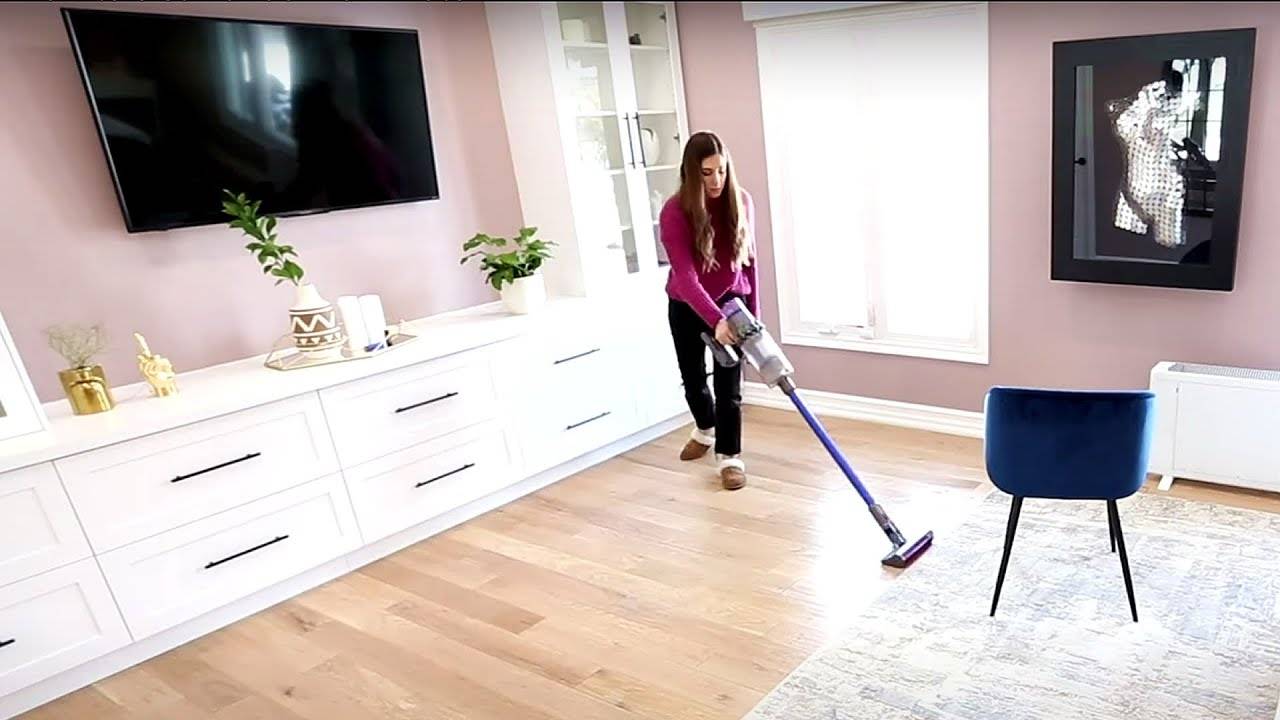 How to Clean a Room in 5 Minutes! (Speed Cleaning Routine) - Example Life