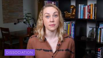 5 Signs of Dissociation: Understanding the Common Symptoms - Example Life