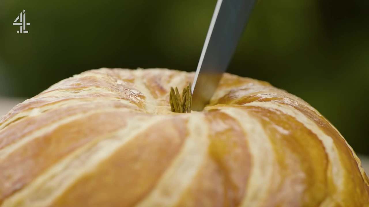 Veggie Christmas Pithivier Pie | Jamie Oliver's Festive Recipe Delight ...